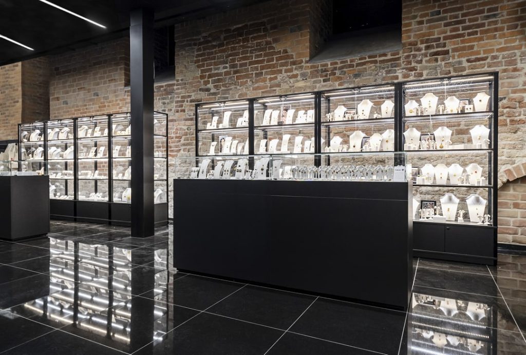 Vitrine pour musée & patrimoniale - Standing Case | France