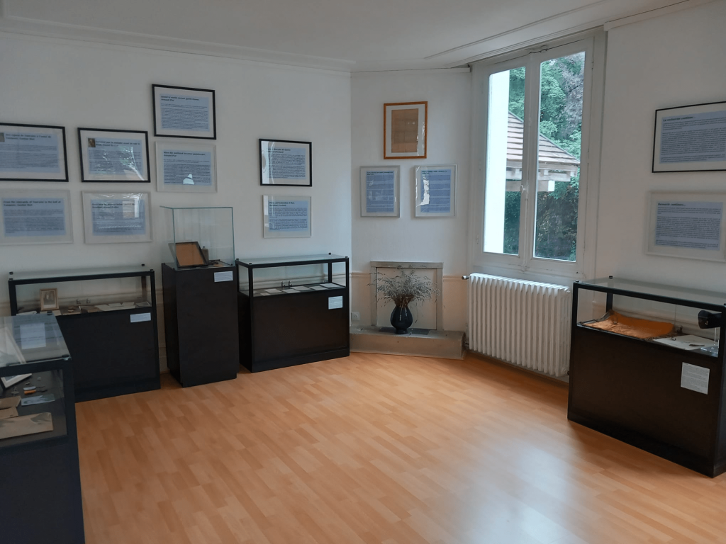 Vitrine pour musée & patrimoniale - Standing Case | France