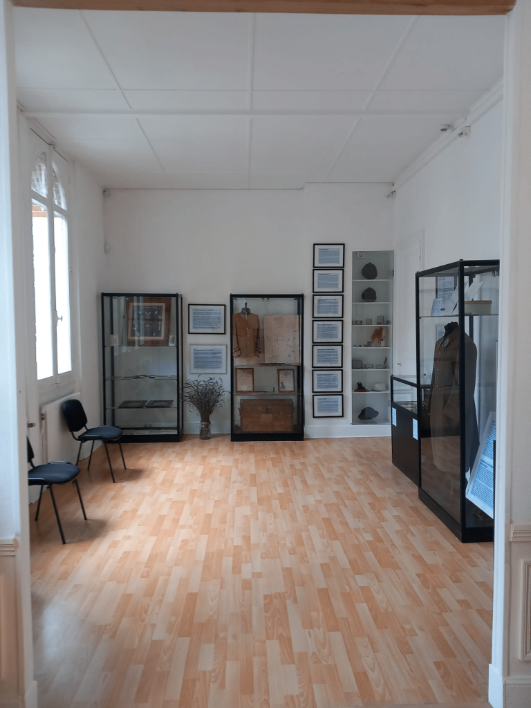 Vitrine pour musée & patrimoniale - Standing Case | France