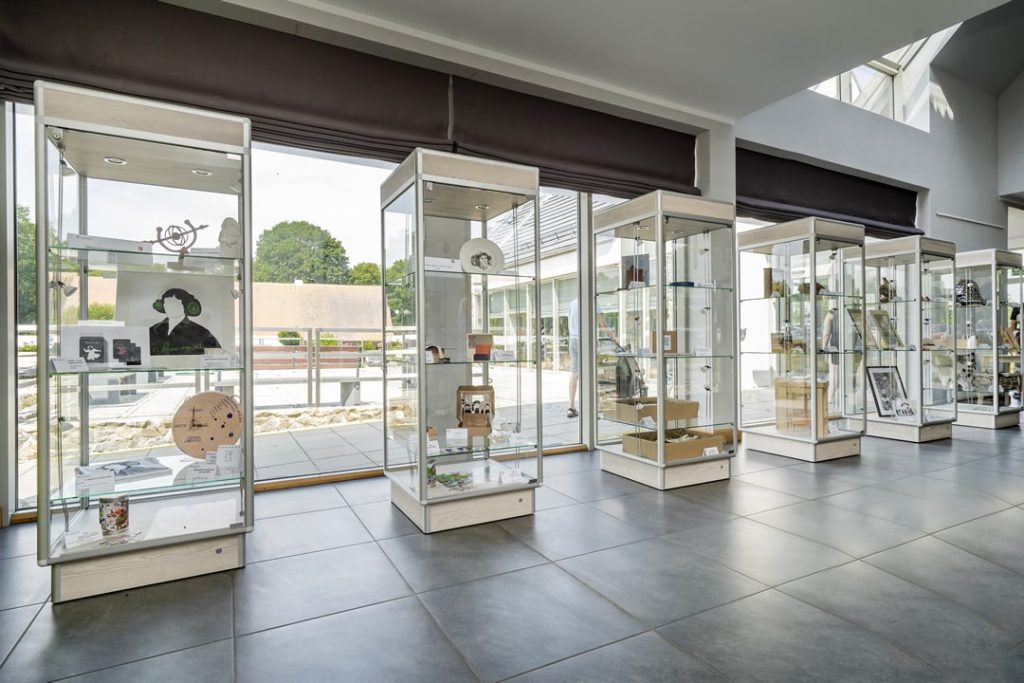 Vitrine pour musée & patrimoniale - Standing Case | France